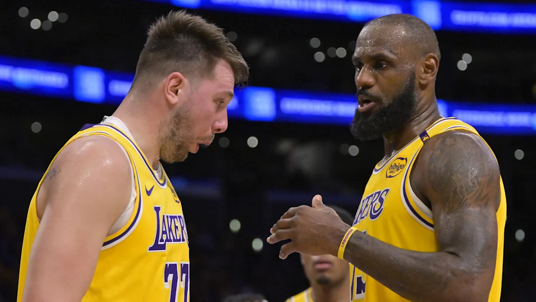 LeBron James a fait un geste honorable pour Luka Dončić lors des débuts ...